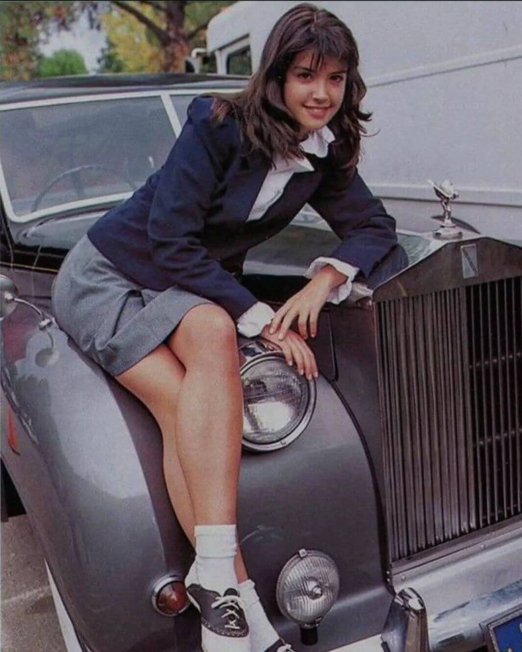 Phoebe Cates: Life, Career & Net Worth – Net Worth Planet