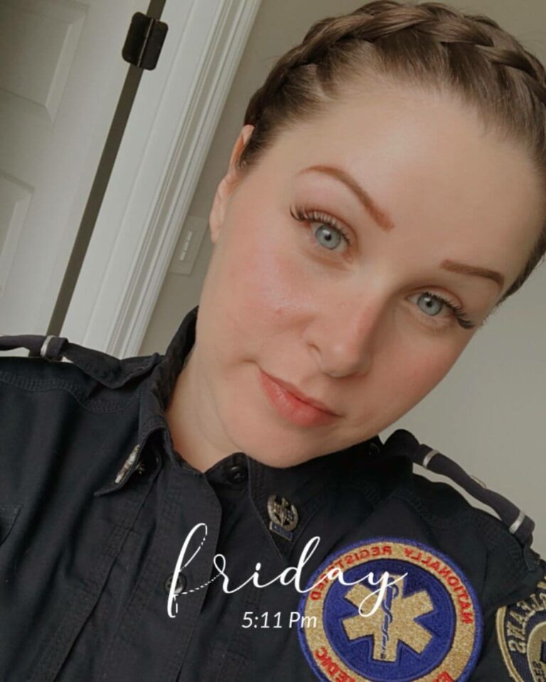 Holly Monteleone: Personal Life, Career & Net Worth – Net Worth Planet